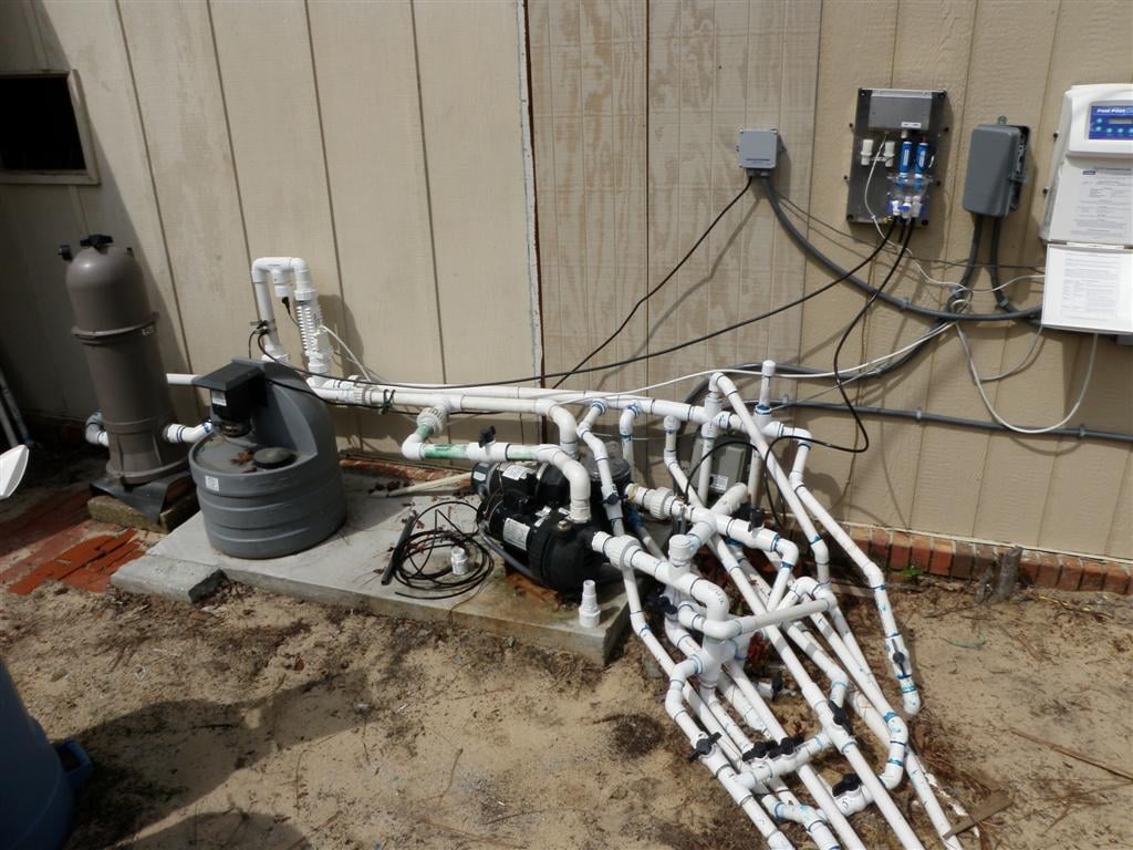 Plumbing 101: The Basics of Swimming Pool Plumbing - Penguin Pools