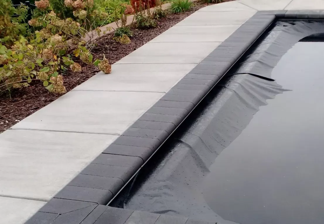 Automatic Covers - Penguin Pools