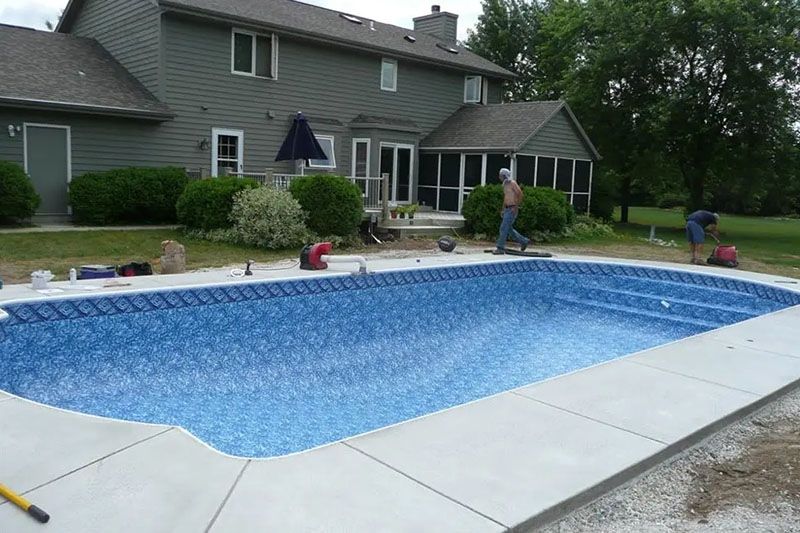 Is your Pool Contractor offering Custom Vinyl Liner Pool Designs ...