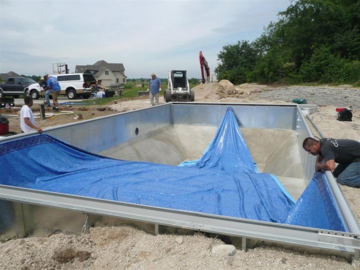 Vinyl Liner Pool Construction - Penguin Pools