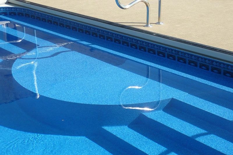 Vinyl Liner Steps are Reliable and Beautiful - Penguin Pools